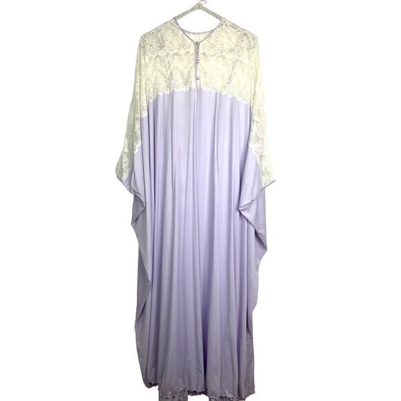 Claire Sandra by Lucia Ann | Intimates & Sleepwear | Vintage 560s ...